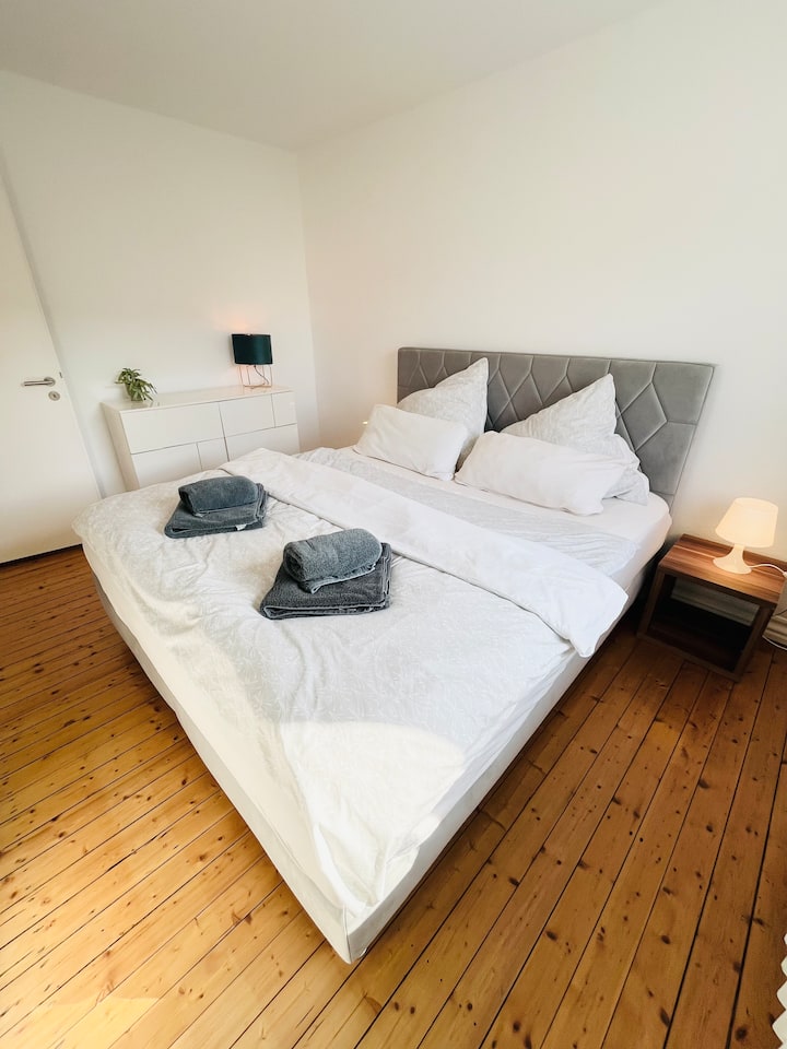 Fair Trade - 2 Bedrooms Near The City - Düsseldorf