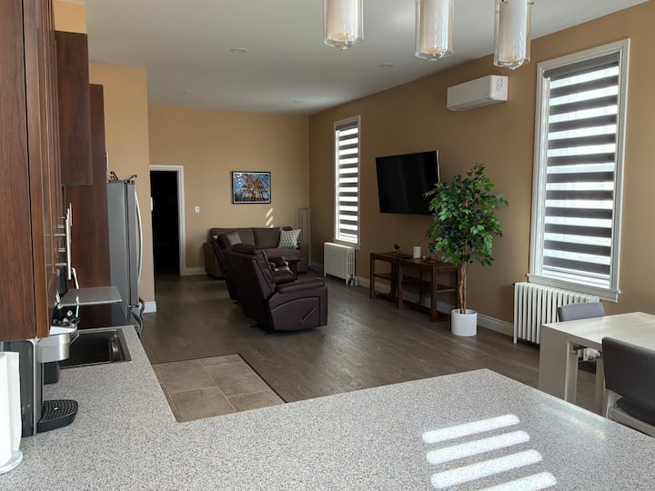 Philippe’s Hidden Gem, An Inviting Space To Unwind - Cornwall