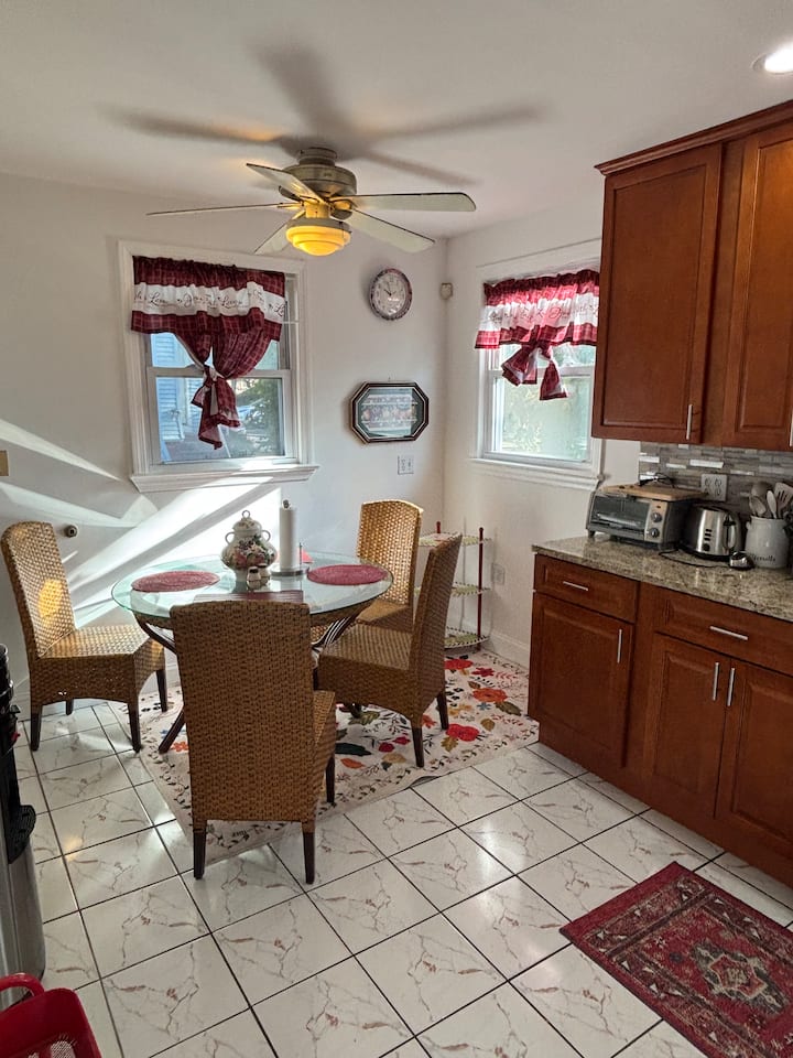 Luxurious & Homey Apartment In Orange, Nj - Verona