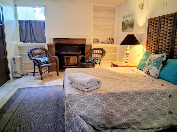 Tenaya Room At Cedar Springs Retreats - North Fork, CA