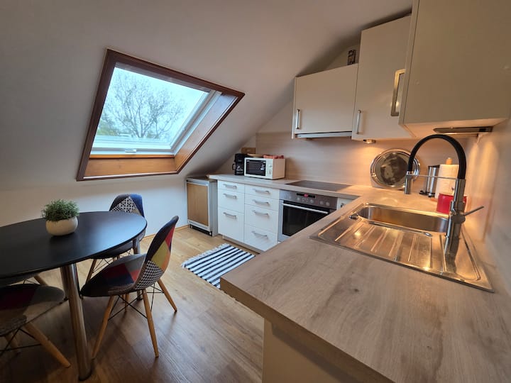 Gemütliche Dachgeschosswohnung In Unterbrunn - Germering
