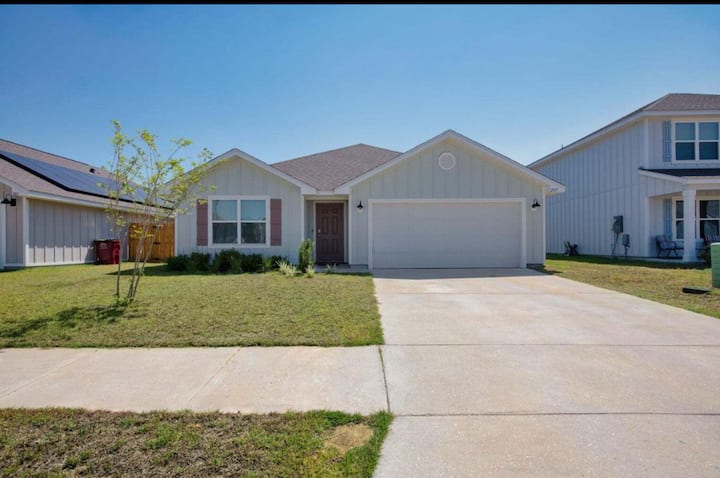 Happy Day, Crestview, Fl - Crestview, FL