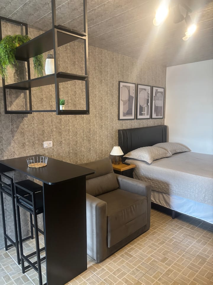 Apartamento 06 Fundos - Curitiba