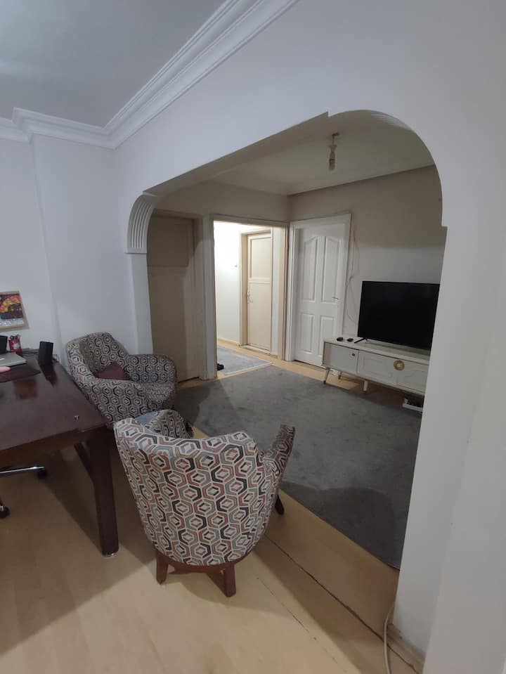 Bursa Merkezde Tipik Türk Apartman Dairesi - Bursa