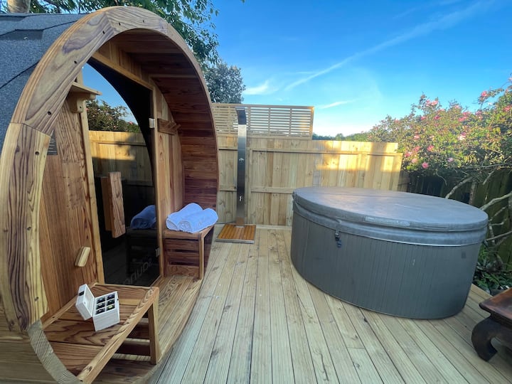 The Secret Garden Hideaway - Taranaki