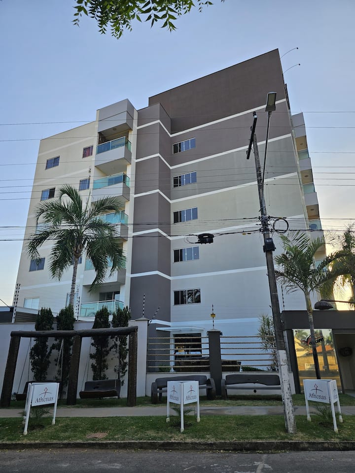 Apto Confortável Próximo Do Hospital Sto Antônio - Sinop