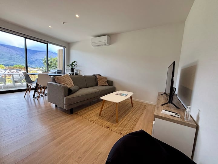 Black Peak Apartment - Wanaka