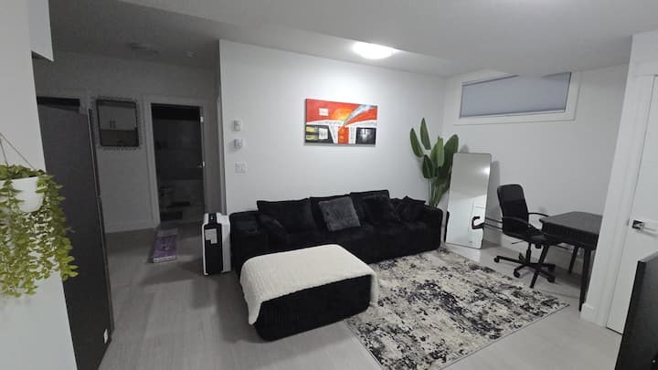 “The Cozy Luxe” (2bed)bringing Ur Dream To Reality - Saskatoon