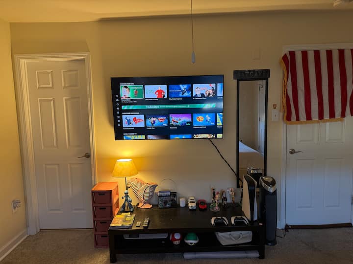 Private Room Full Bathroom
Enjoy Comfortable Stay - Alexandria, VA