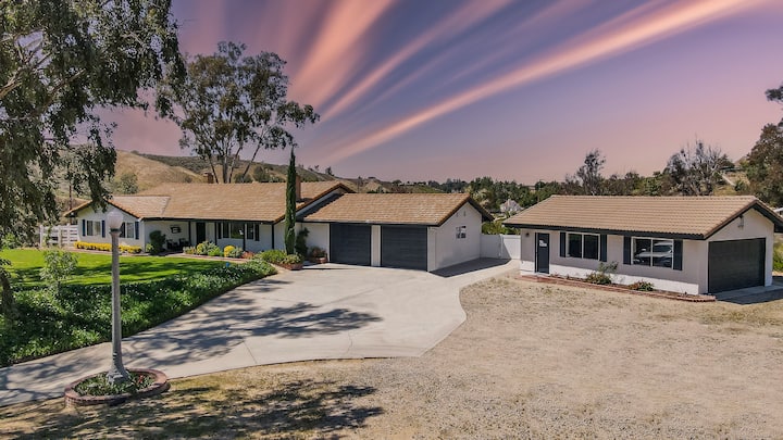 Winery Trail Adjacent Temecula Wonder Villa W/pool - Temecula, CA