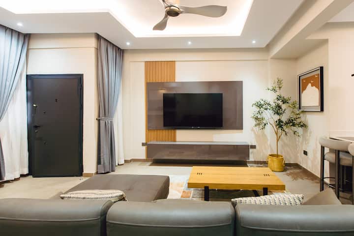 2 Bdr Apt, Spintex Rd, Accra, @Ten99 Ave: Space_2 - Ghana