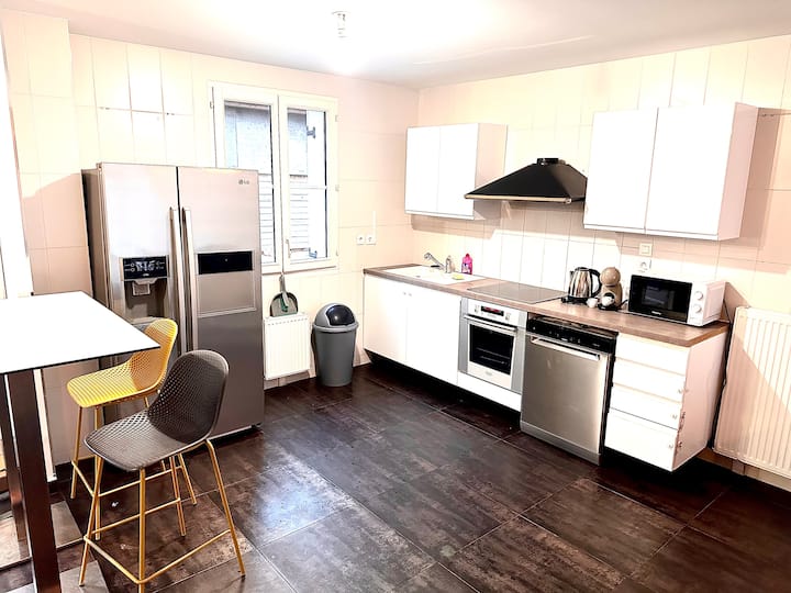 Chambre Dans Une Maison à 10 Min De Disneyland - Magny-le-Hongre