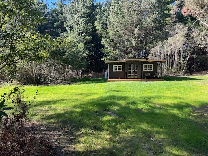 Tiny House Nestled Within Pines And Kookaburras - Kilcunda
