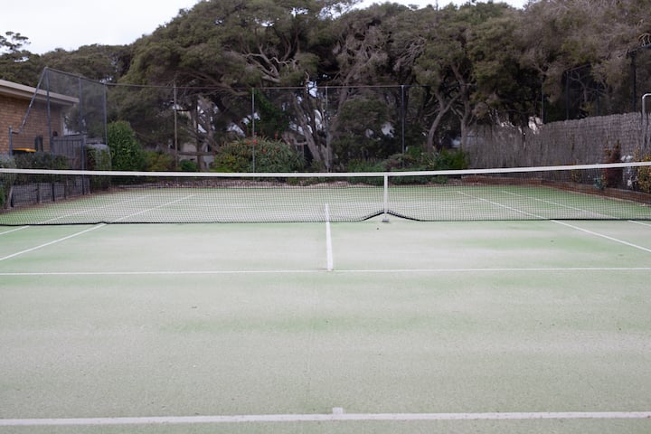 P. Lonsdale Mansion- Tennis Court - Best Location - Point Lonsdale