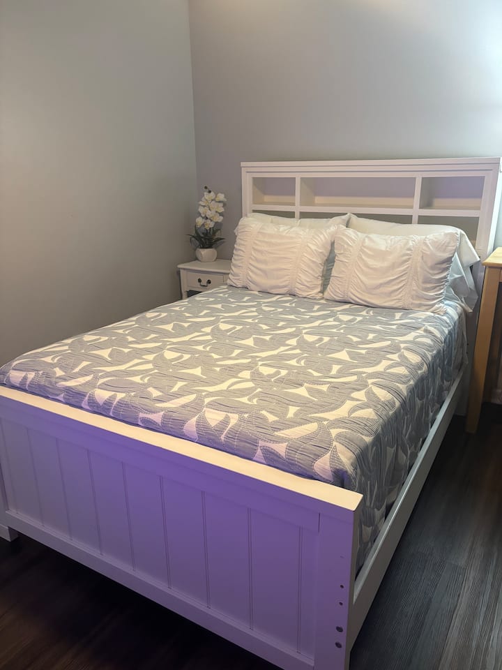 Sweet Room - Altamonte Springs, FL