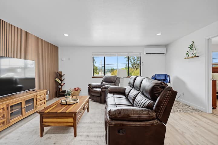 Relaxing Hideaway In Hood River! (Apt B) - Hood River, OR