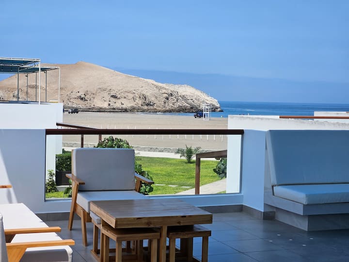 Surf Bay House: Piscina Y Mar En Puerto Viejo - Peru