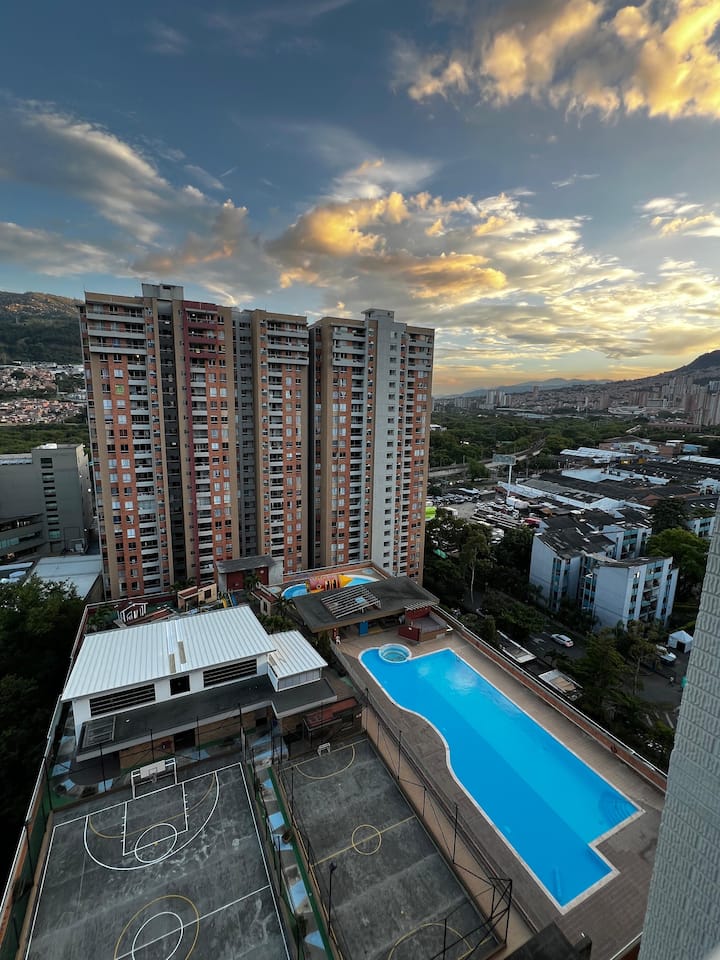 Cozy Apartment In Prime Location - Bello, Colombia