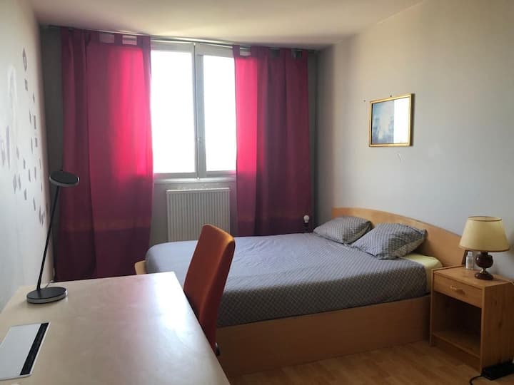 Chambre Privée En Colocation Chez Propriétaire - Créteil