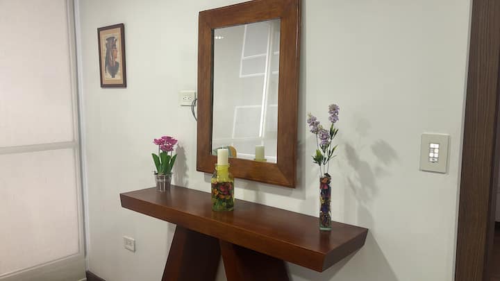 Suite Amoblada, Parque La Carolina - Quito