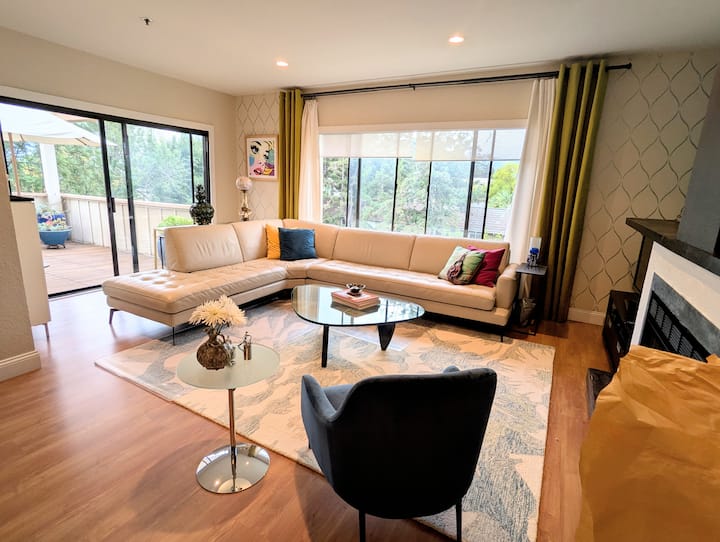 Private Sunny Room In A Designer Palo Alto Condo - Mountain View, CA