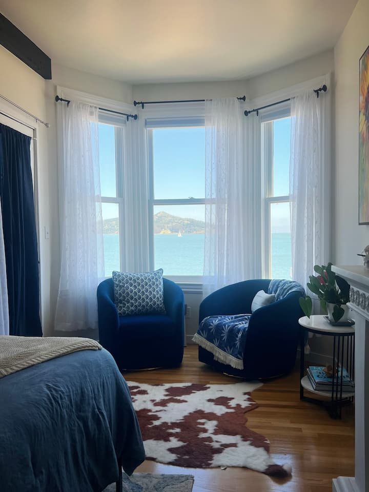 Steps From The Bay! Studio + Balcony - Sausalito, CA