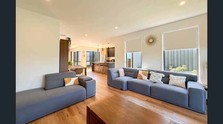 Modern Duplex In Parkes' Premium Estate - Parkes