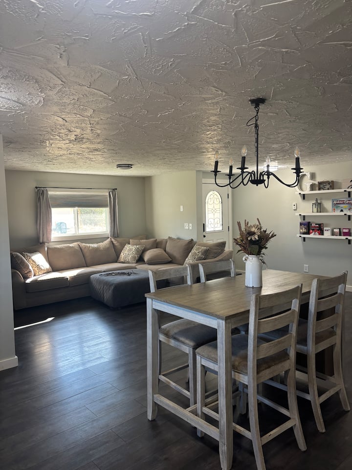 Richest Hill Retreat - Butte, MT