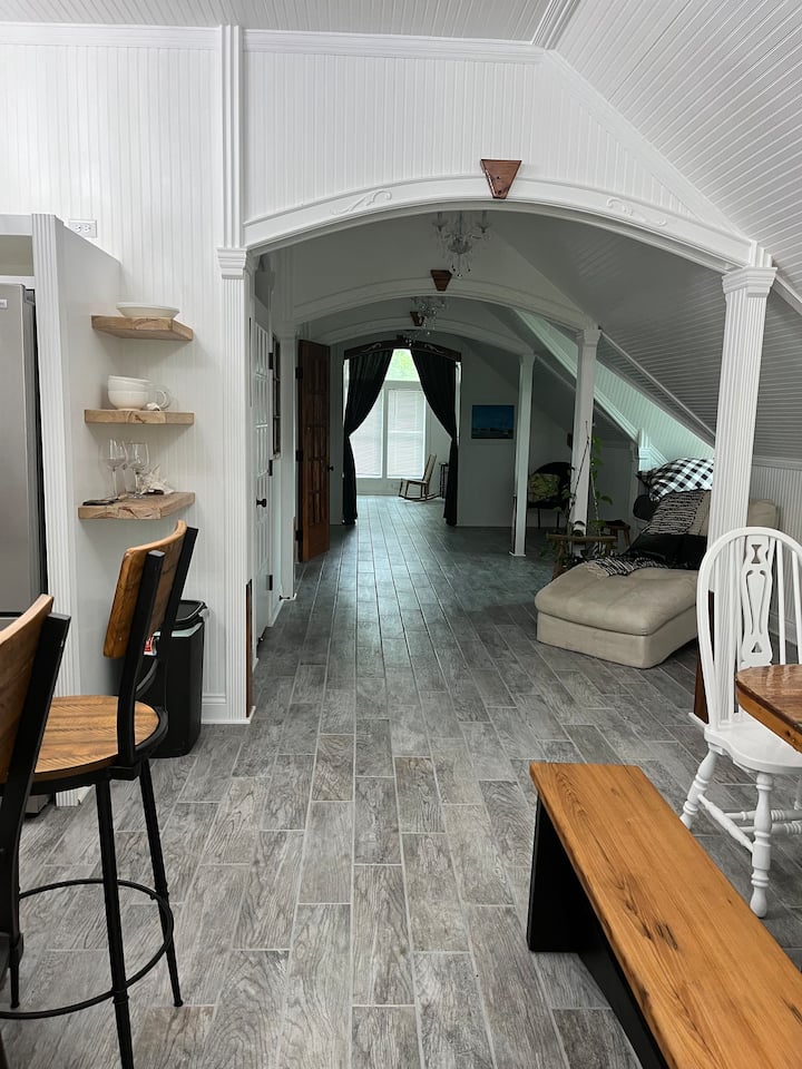 Maison Dans Les Bois-
House In The Trees - Houma, LA