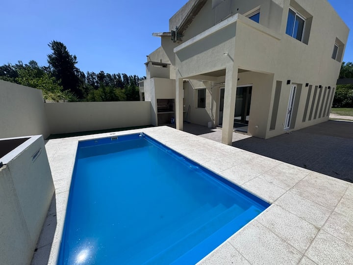 Casa Canning 7 Personas, Pileta Privada, Parrilla - San Vicente, Argentina