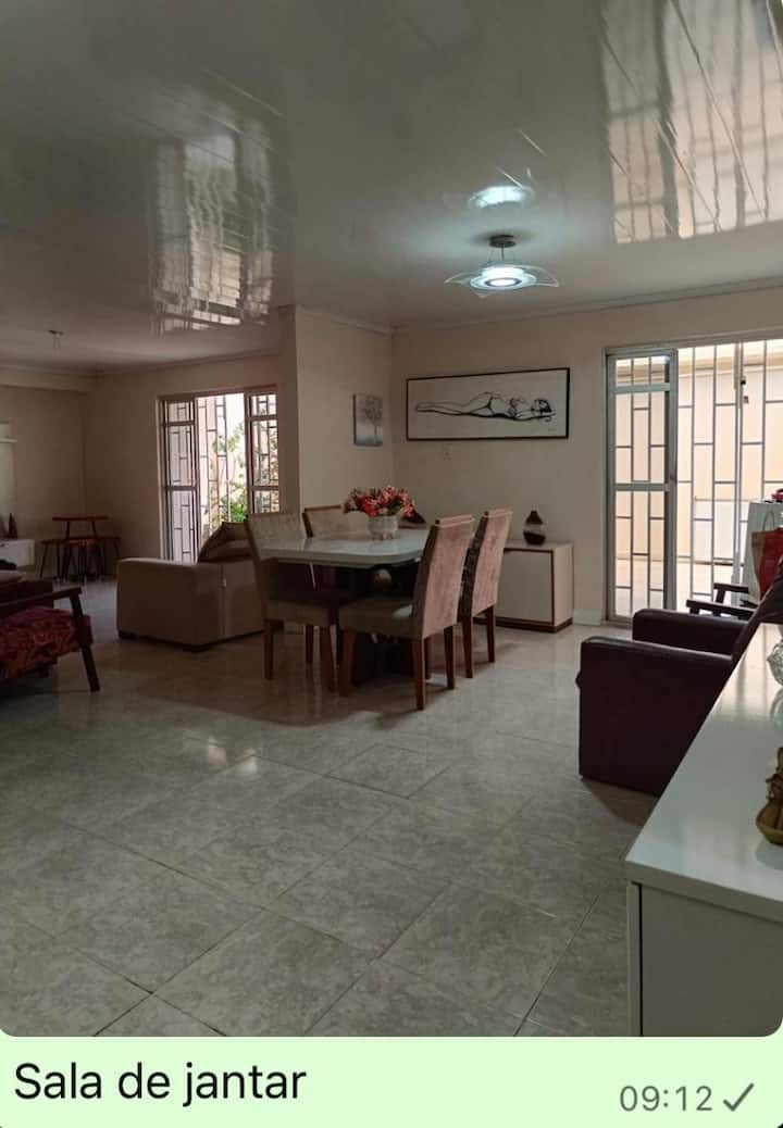 Casa Ampla, Bem Localizada - Pará