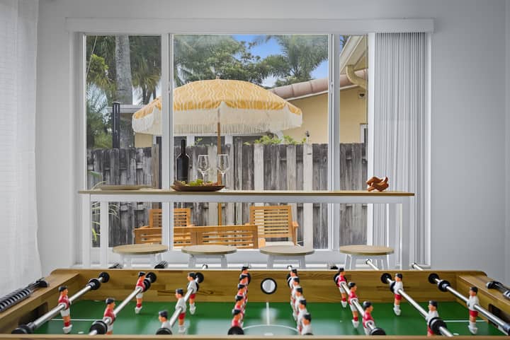 Positano Waterfront Villa I Grill & Chill I Patio - Fort Lauderdale, FL