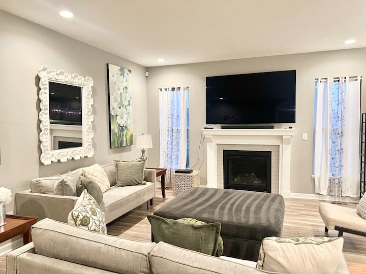 Spacious 5br/4ba Luxury Escape Perfect For Groups. - New Albany, OH