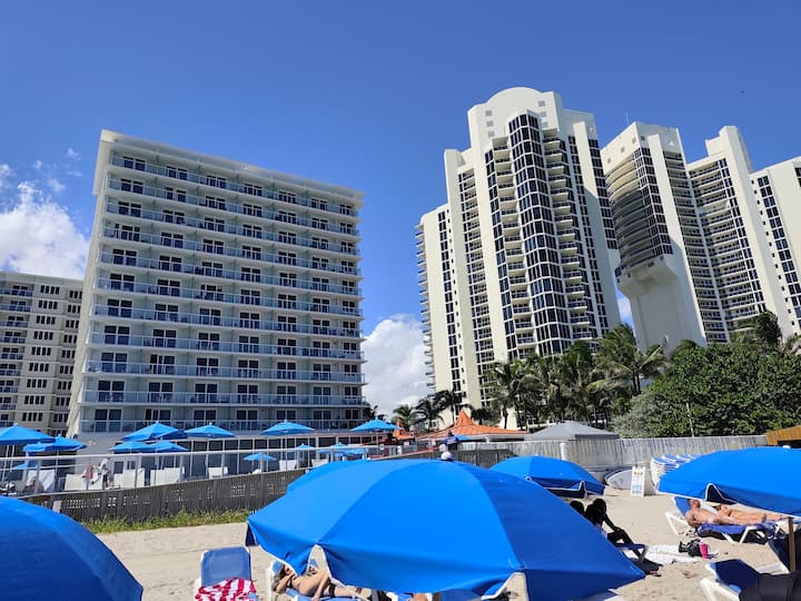 Sunny Isles And Relax - Aventura, FL