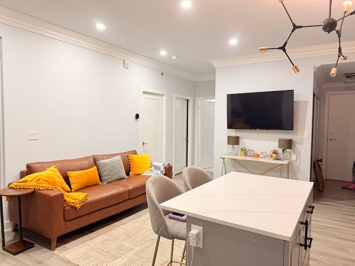 Newly Renovated 1 Bedroom Condo Unit - Markham