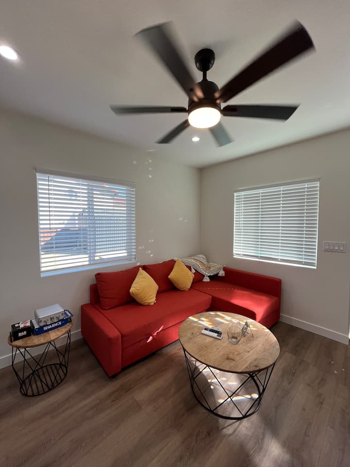 Charming Guesthouse By Lake/skydive/winecountry - Lake Elsinore, CA
