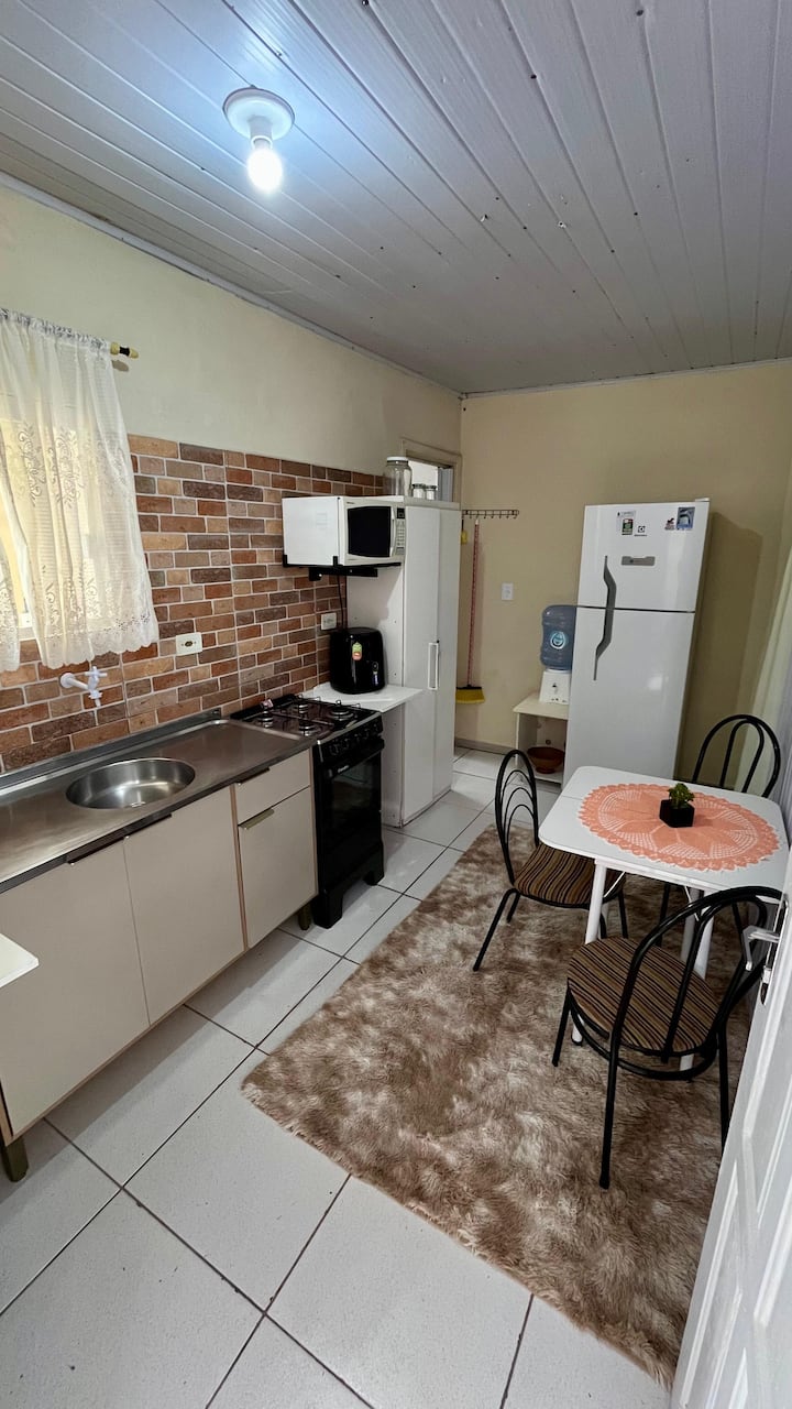 Acomodação Próximo Aos Pontos Turísticos - Balneário Camboriú