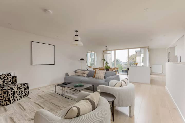 15 Mins To Edinburgh Central, Free Parking, Host 8 - Edinburgh
