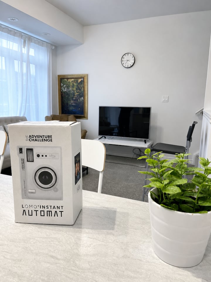 Modern 2-level 2br Townhome Free Parking Kwc - Kitchener, ON, Canada