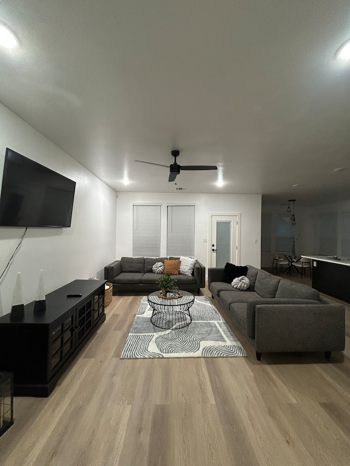 Comfortable Cozy Suite Minutes From Downtown - Dallas, TX