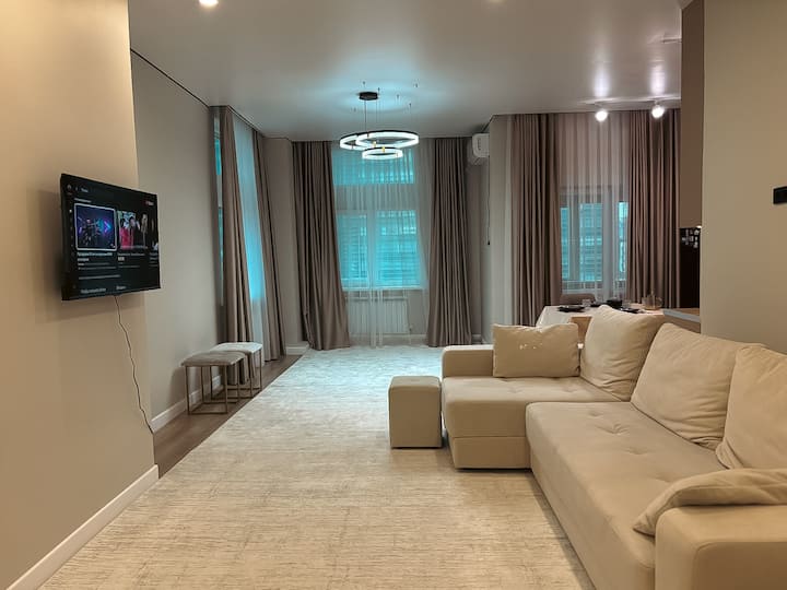 Cozy Luxe Flat I Prime Location Astana - Astana - Nur-Sultan