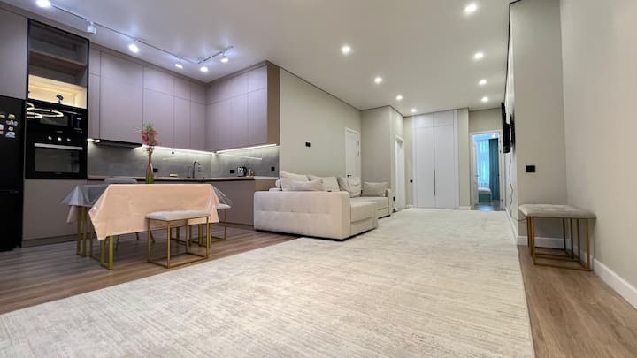 Cozy Luxe Flat I Prime Location Astana - Kazakhstan