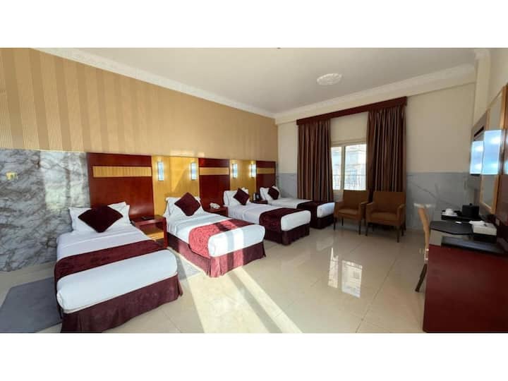 Grand Quadruple Suite | Phoenix Luxe Stay - Dubai