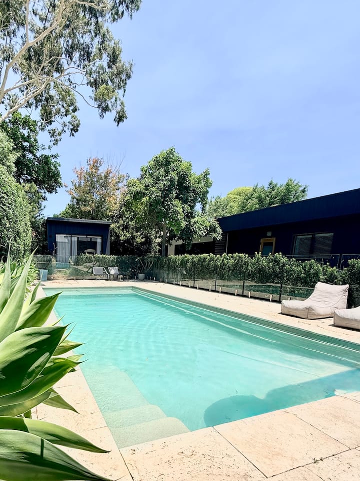 Drift Retreat - 1 Bed Poolside Guesthouse + Gym - Fremantle