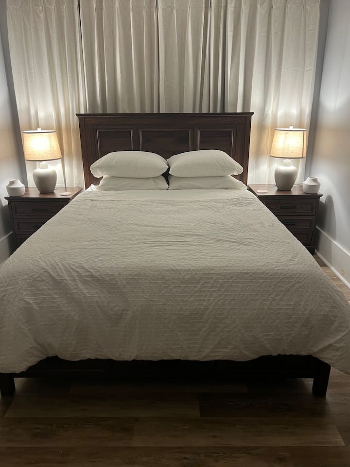 Dover Bluff Retreats | Waterfront Hall - Pittsburgh, PA