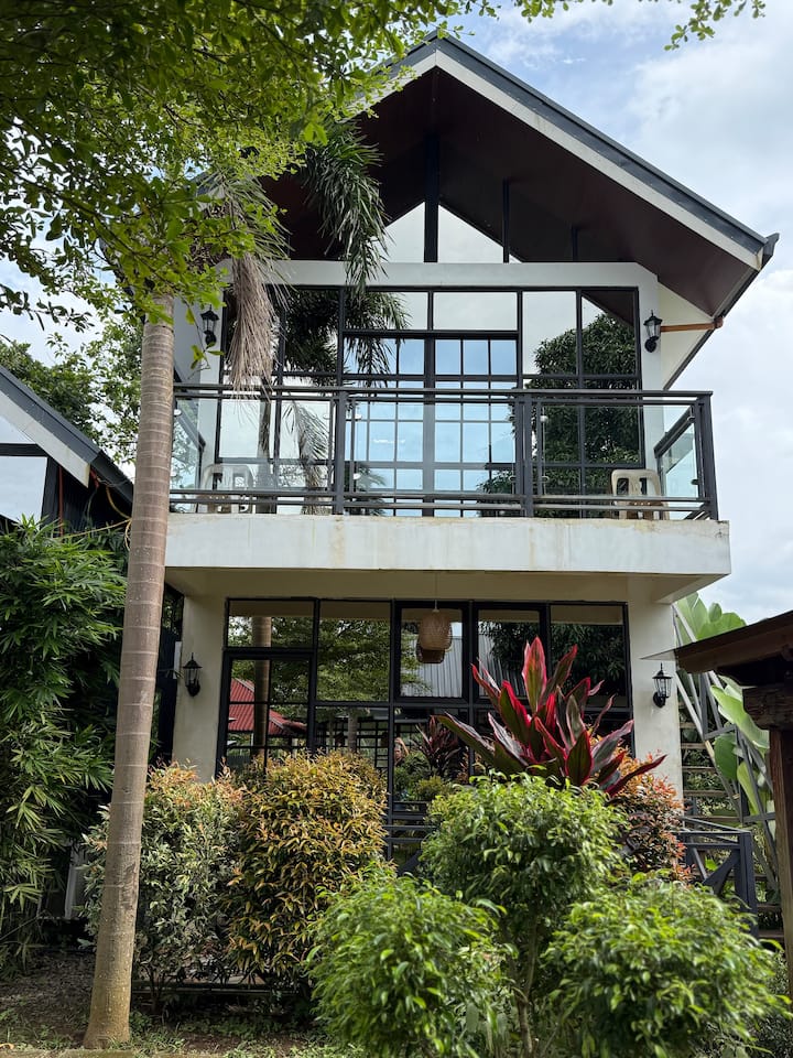 La Isobel Venue And Resort At Sto Tomas - Anilao