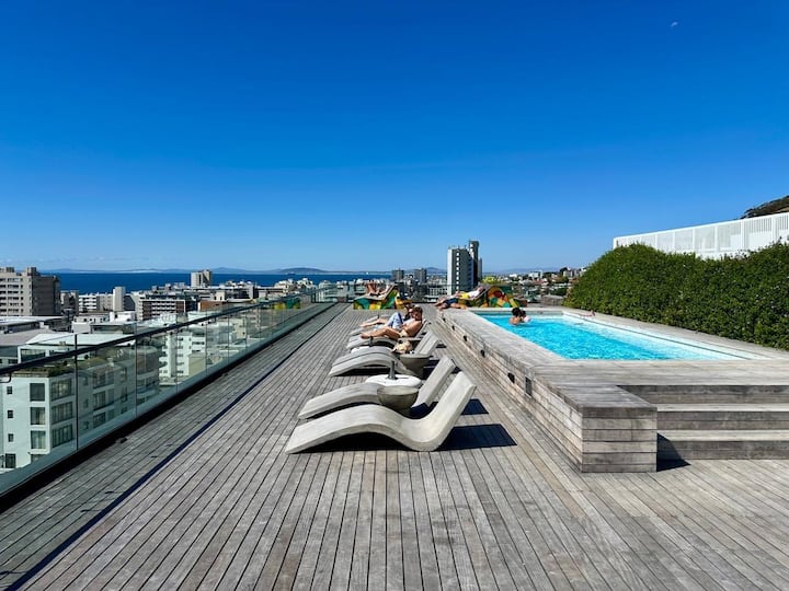 Station House Apt With Iconic Lion’s Head Views - Cape Town