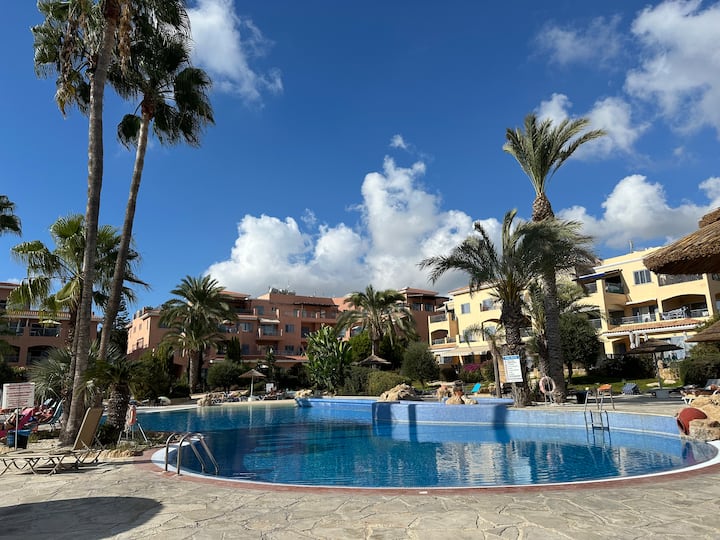 Limnaria Oasis 207: 1 Br Apt Pool & Beach Retreat - Paphos