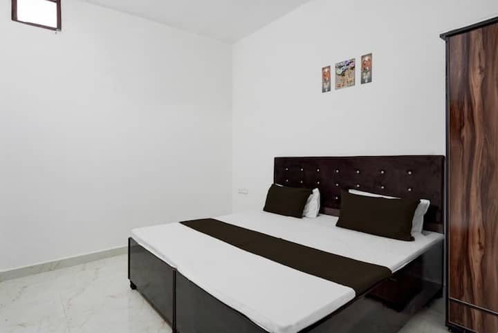 Bloom Stay 5 Bedrooms - Amritsar