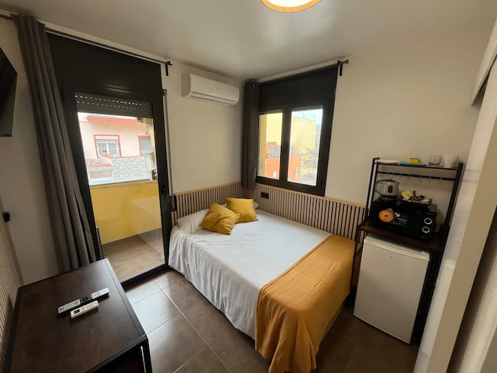 Estudio Con Baño Privado Y Balcón 132 - Mataró